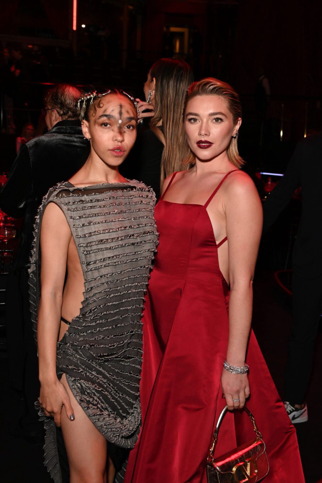 Florence Pugh Braless Boobs Hot Celebs Home